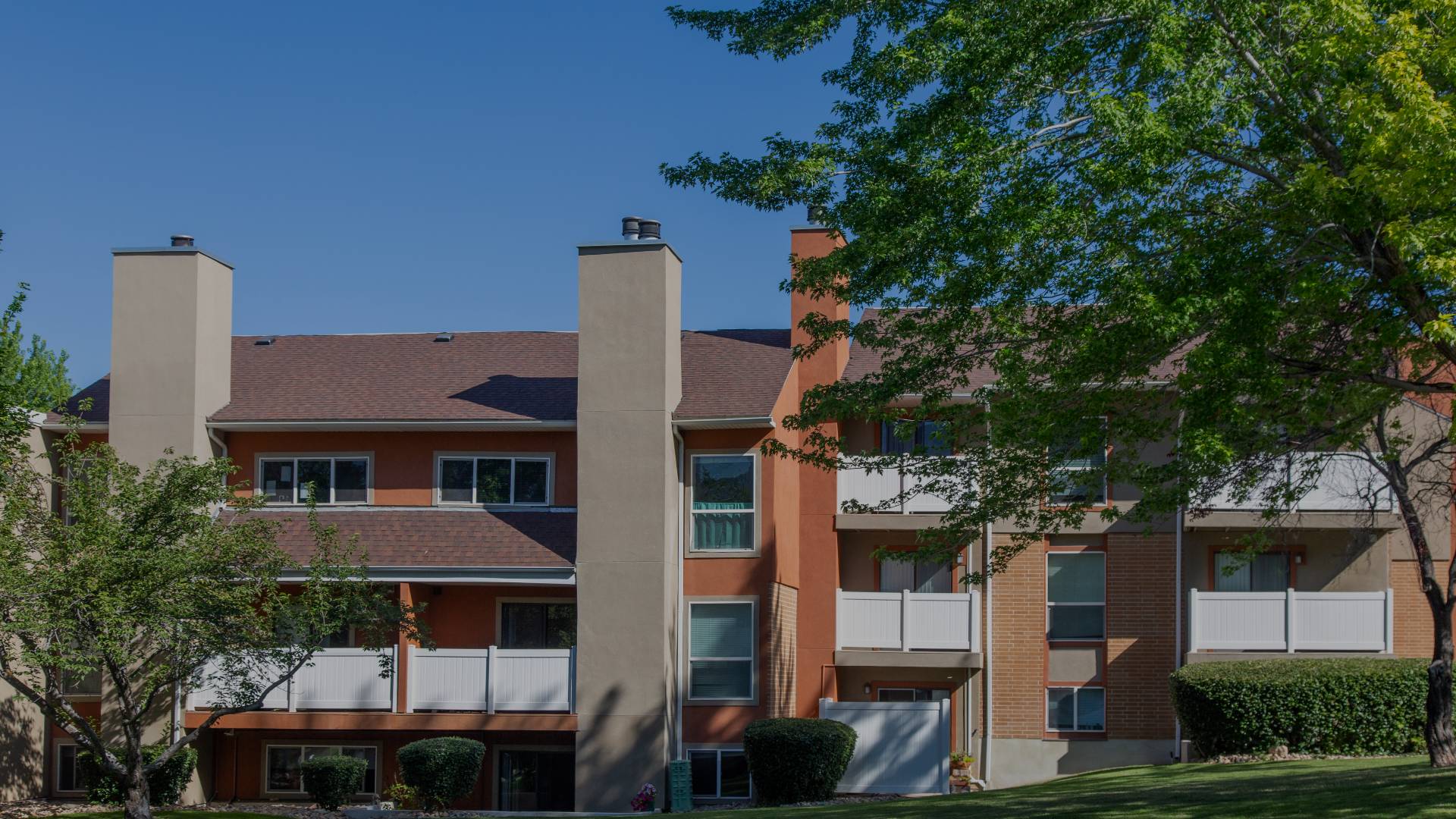 Apply Online for Foothill Place Apartments